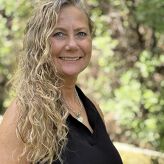 Lori Rathburn - Red Mansions Realty | Crexi