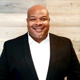 Marc Wiggins - UNITED REAL ESTATE GALLERY | Crexi